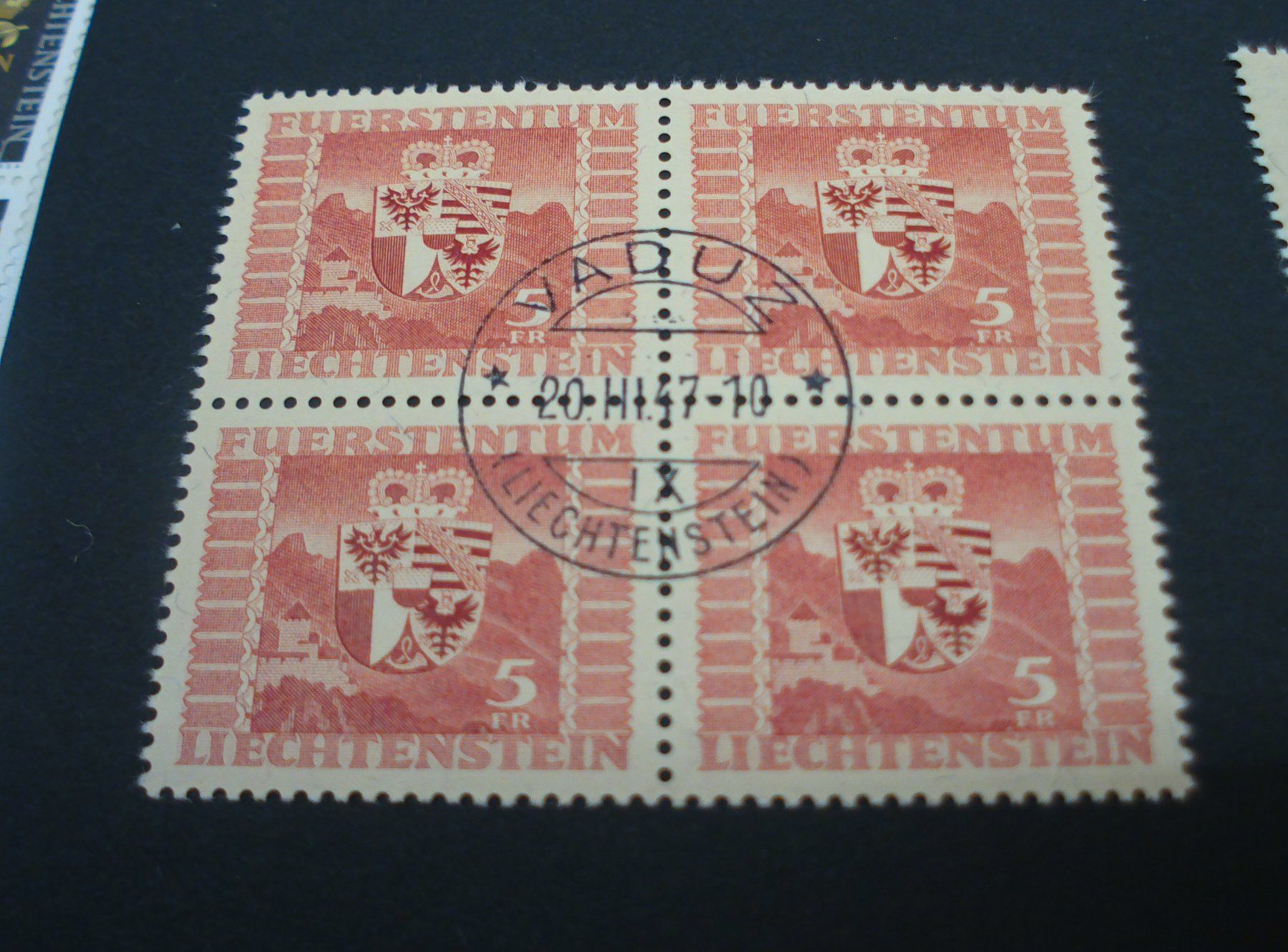 Liechtenstein, 4erblock 5.- Wappen, 1947 ET-o, mit Gummi ** (Gebraucht) in Niederwil AG für CHF ...