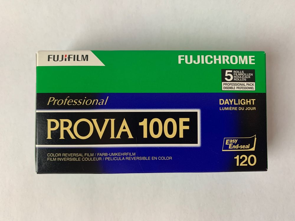 Fujichrome Provia 100F Prof (Neu und originalverpackt) in Männedorf für ...