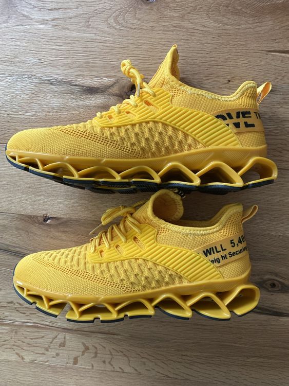 Sneaker, Running-Schuh, NEU, 41 (Neu und originalverpackt) in Eiken für ...