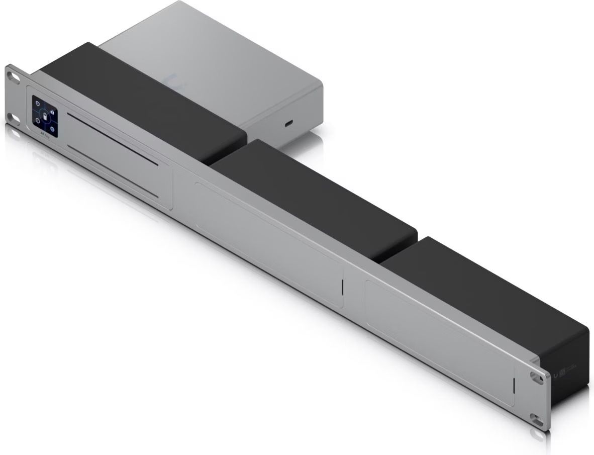 UniFi CloudKey+ Gen2 mit CloudKey Rack Mount + 4TB SSD (Gebraucht) in ...