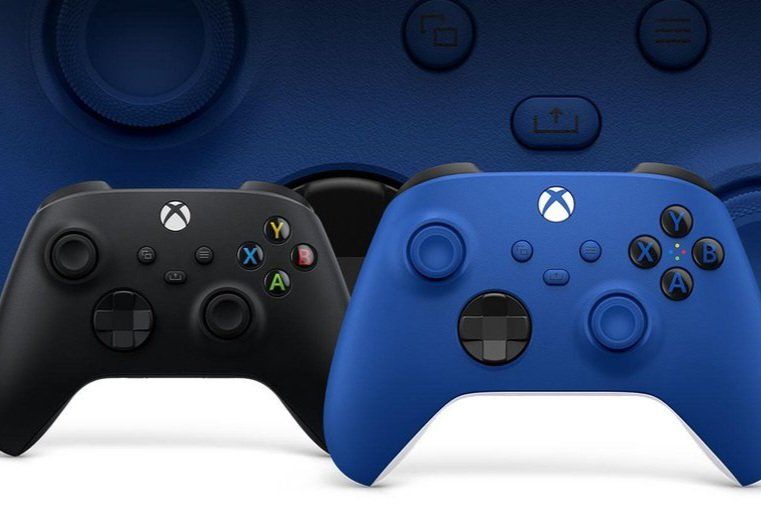 2× Original Xbox One Controller/ Top ! (Gebraucht) in für CHF 70 – nur ...