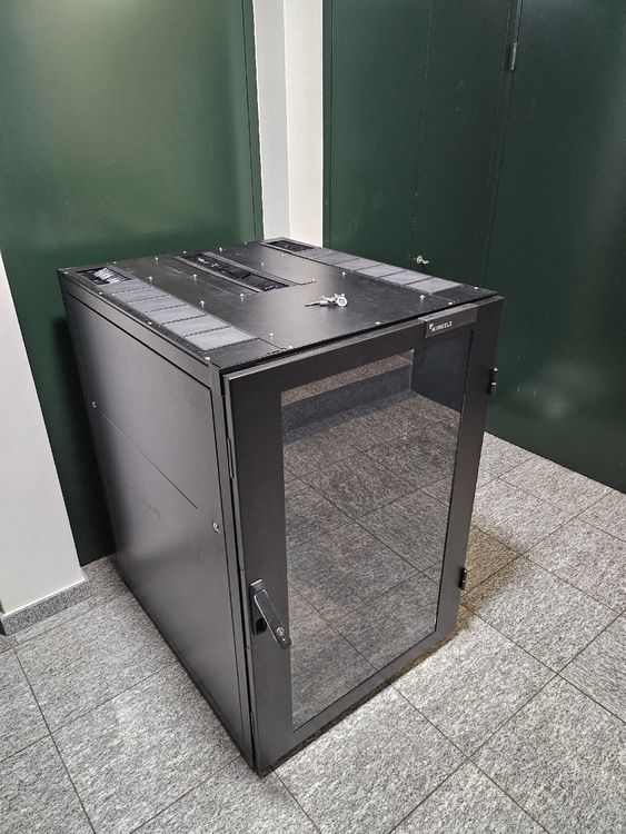 Netzwerkschrank 19 Zoll Serverschrank Minkels (Gebraucht) in Zug für ...