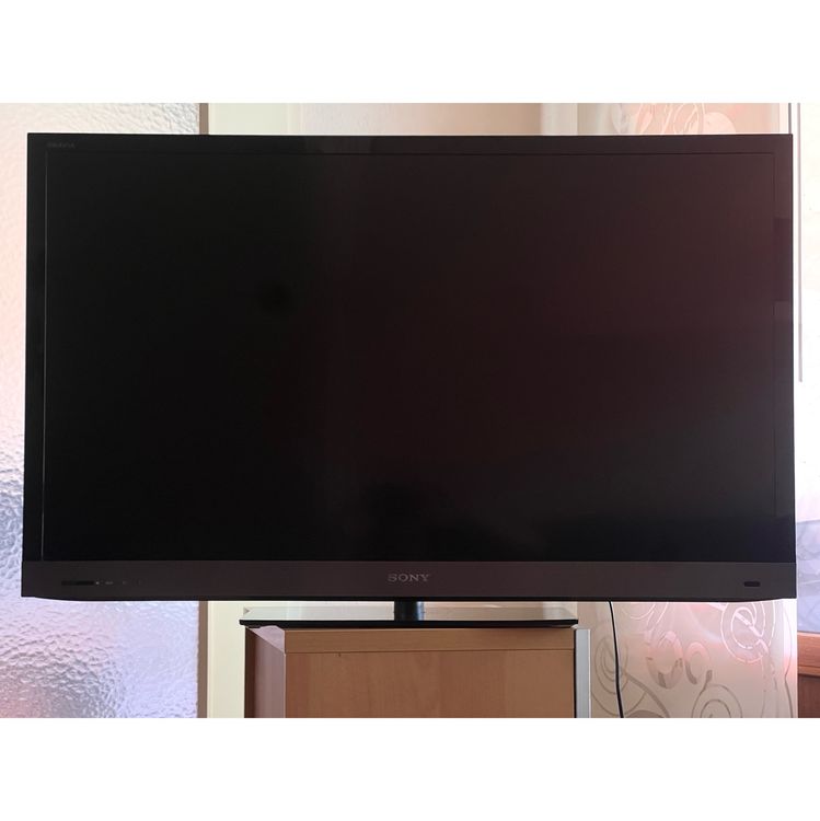 TV Sony Bravia 3D - 46 pouces (Gebraucht) in Veyrier für CHF 250 – nur ...