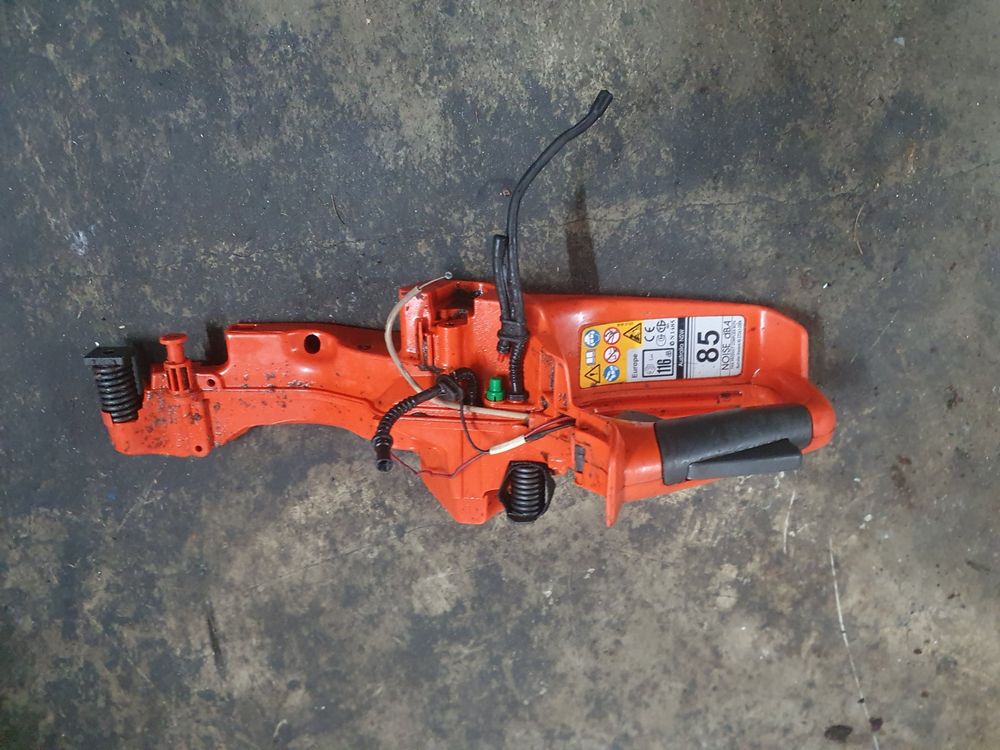 Husqvarna 550 XP Tankgehäuse (Gebraucht) in Oftringen für CHF 27 – mit ...