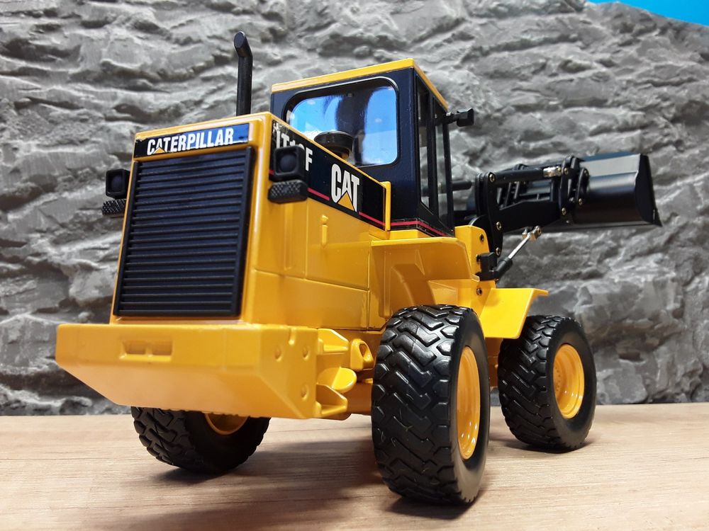 Rarität _ JOAL 184 _ Radlader CAT IT18F _ metall _ 1:25 | Kaufen auf ...