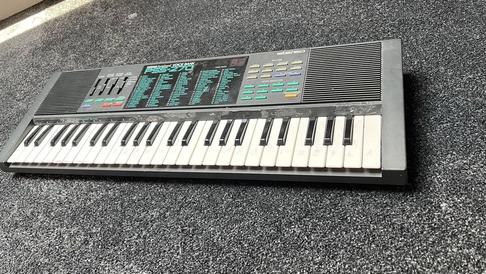 Yamaha PSS-270 Keyboard aus den 80er Jahren (Gebraucht) in Zwingen für ...