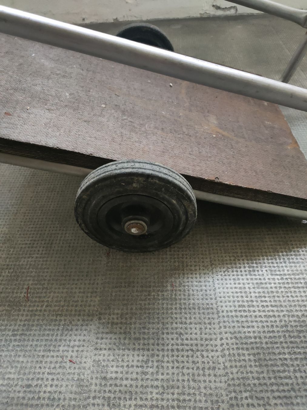 Handwagen/Rollbrett, robust, ideal für Umzug (Gebraucht) in Basel für ...