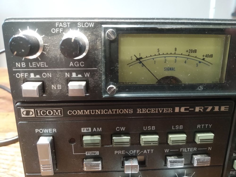 Récepteur ICOM IC-R71E avec PPIEXX ICOMPROM. (Gebraucht) in für CHF 165 ...