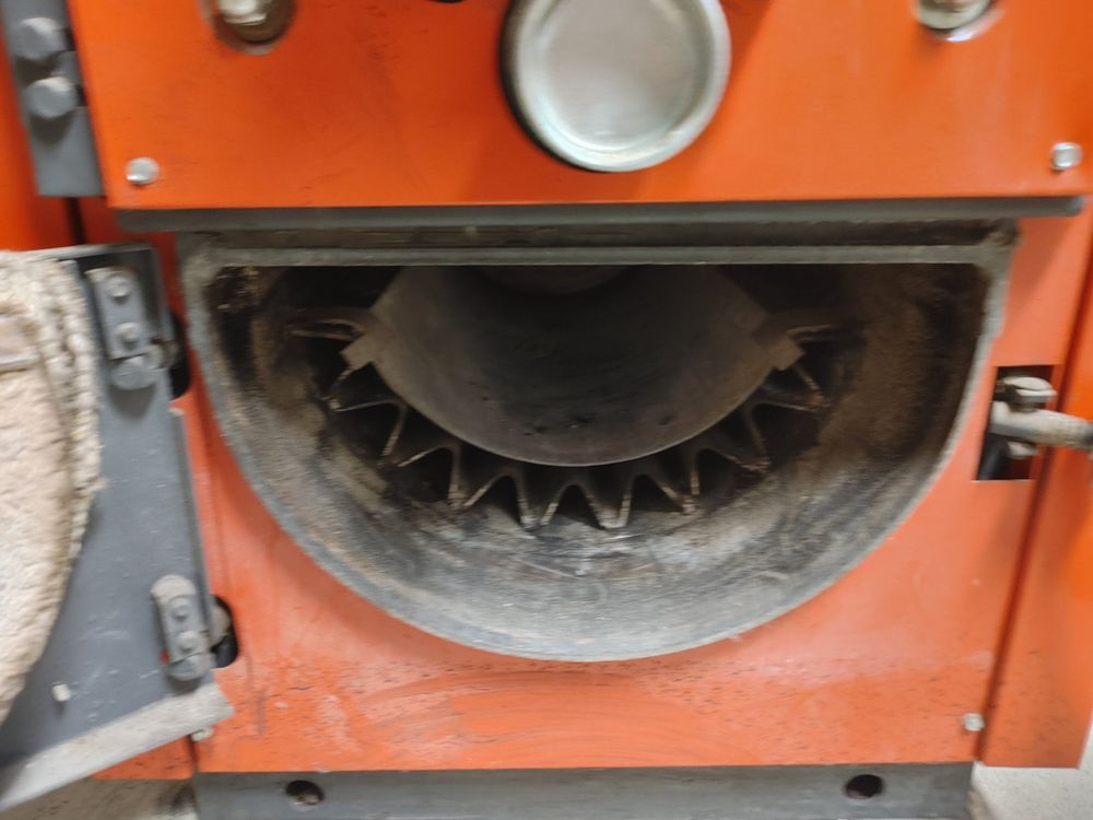 Holzheizung Unical GTS25A (Gebraucht) in Uster für CHF 370 – nur Abholung auf Ricardo kaufen