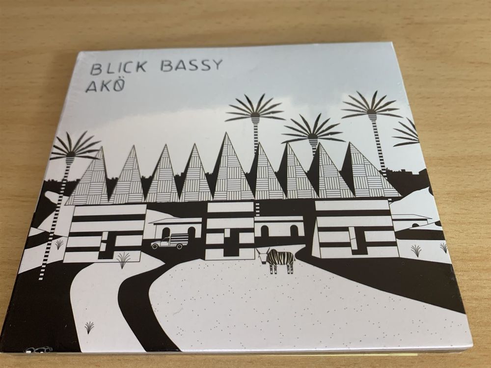 Blick Bassy – Akö (Gebraucht) in Rikon im Tösstal für CHF 10.5 – mit ...