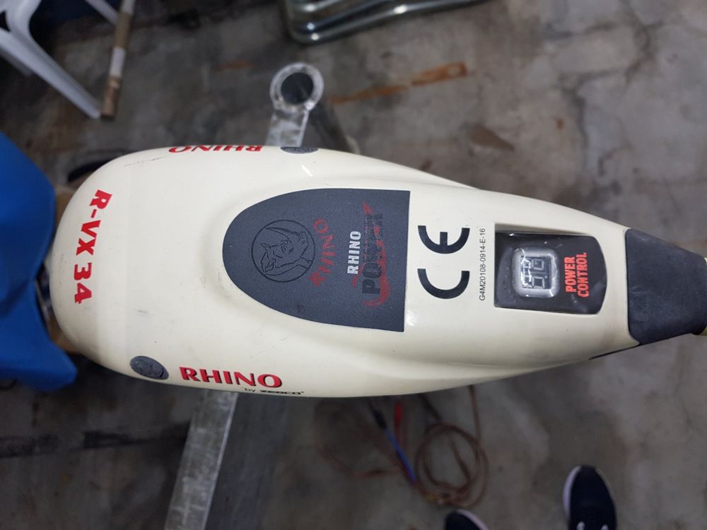 Rhino Power Elektro Aussenborder (Gebraucht) in Stansstad für CHF 50 – nur Abholung auf Ricardo ...