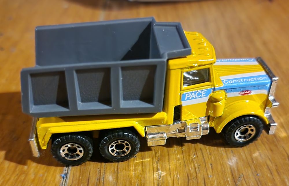 Matchbox Peterlit 1981 Dump Truck (Neu (gemäss Beschreibung)) in Rickenbach BL für CHF 12 – mit ...