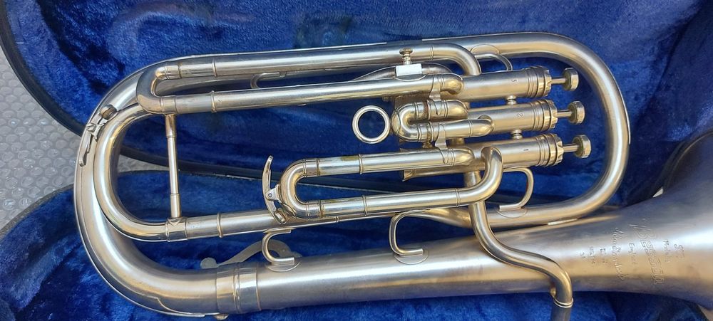 Es-Horn Besson fb inkl.koffer & mundstück | Kaufen auf Ricardo