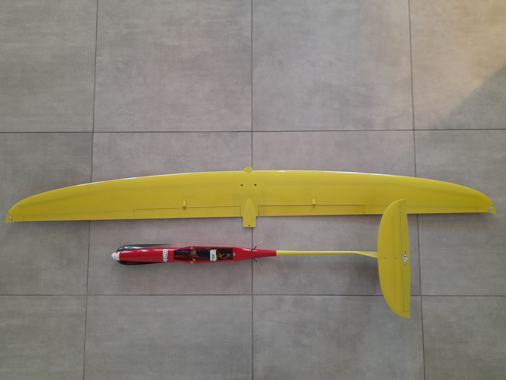 Stratair Raketenwurm 1T F5B (tutti.ch 499.--) (Gebraucht) in ...