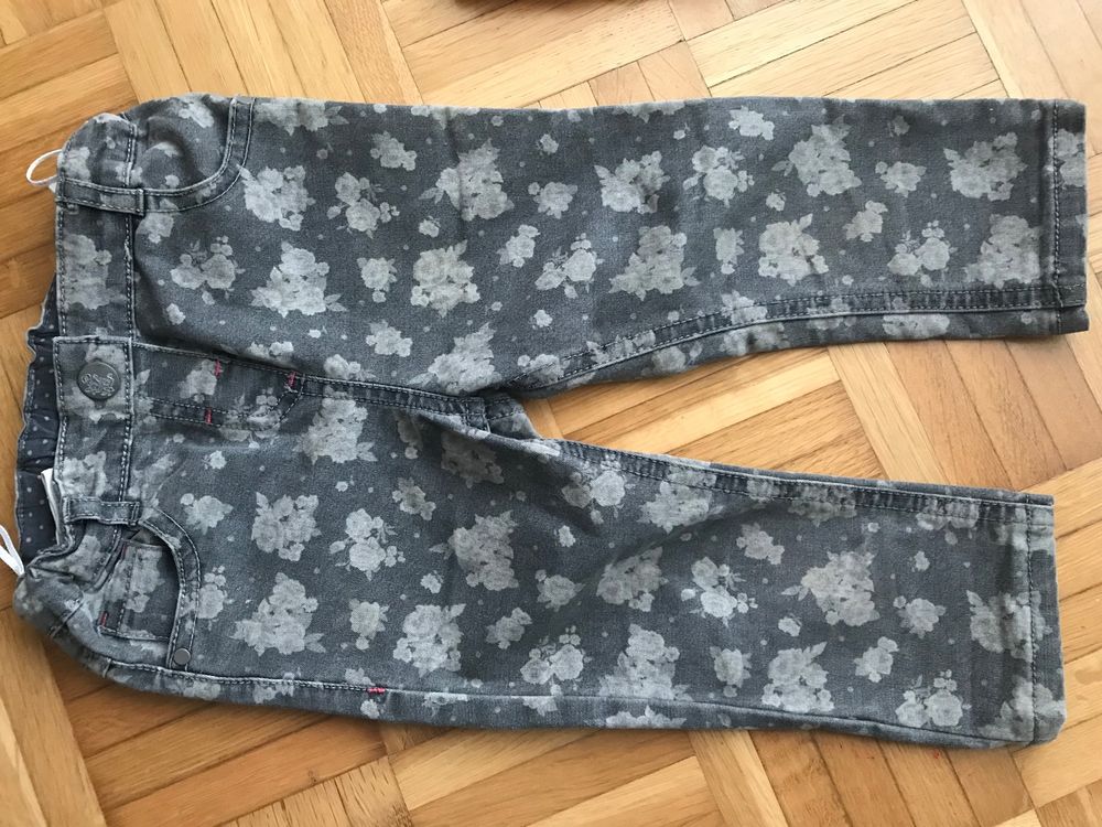 2 Hosen Jeans H&M / Baby Club Grösse 80 - Porto 3.40 (Gebraucht) in ...