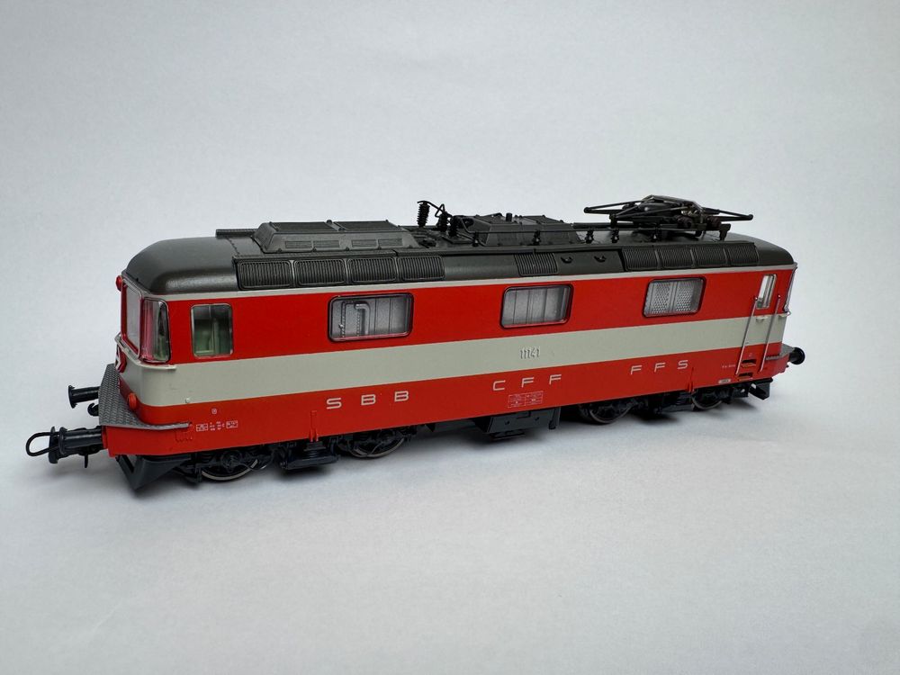 Roco 69842 SBB Re 4/4 II 11141 Swiss Express H0 AC (Gebraucht) in Basel ...