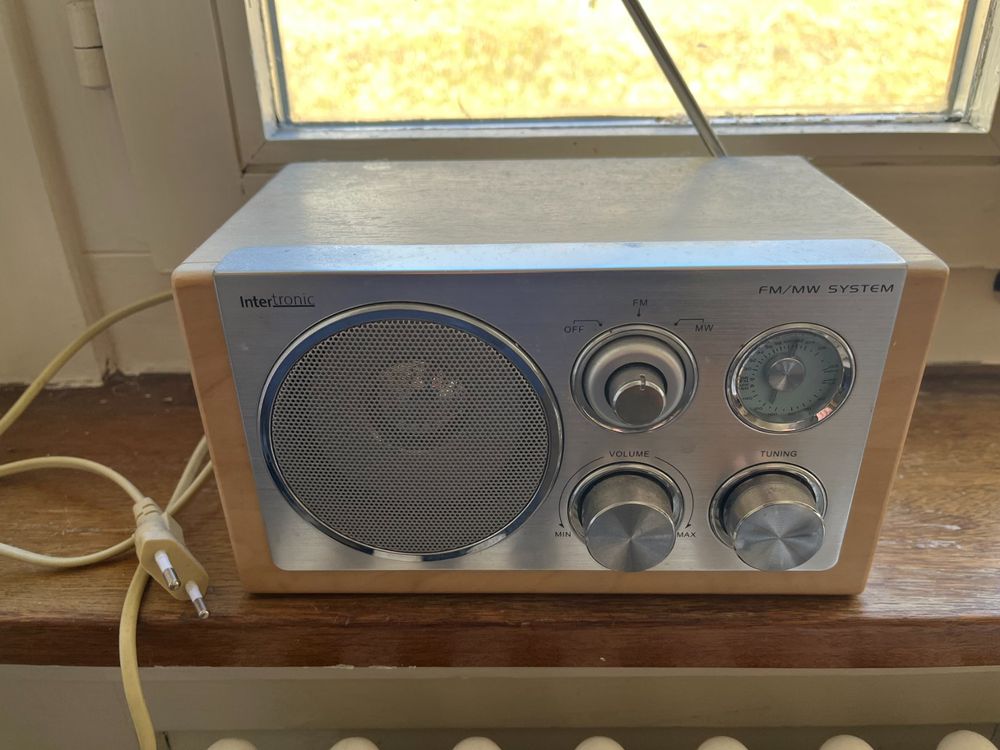 Radio Intertronic (Gebraucht) in Disentis für CHF 15 – mit Lieferung ...