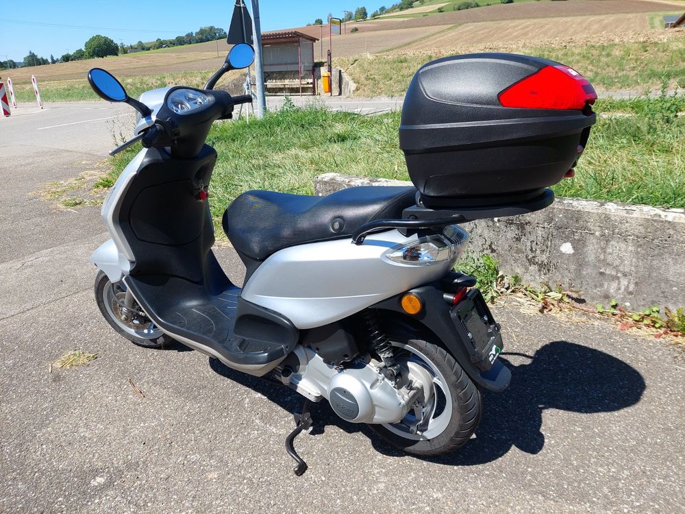 Piaggio Fly 125 Topcase Frisch ab MFK Kat. A1 (Gebraucht) in ...