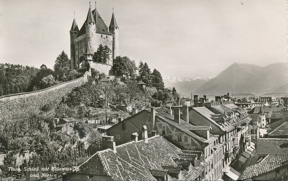 Thun Schloss mit Blüemlisalp und Niesen gel. 1951 | Kaufen auf Ricardo