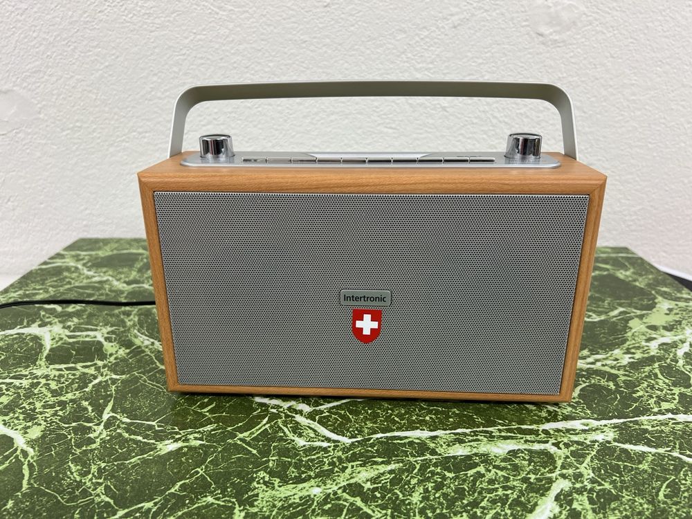 Intertronic Dab Radio (Gebraucht) in Basel für CHF 40 – mit Lieferung ...