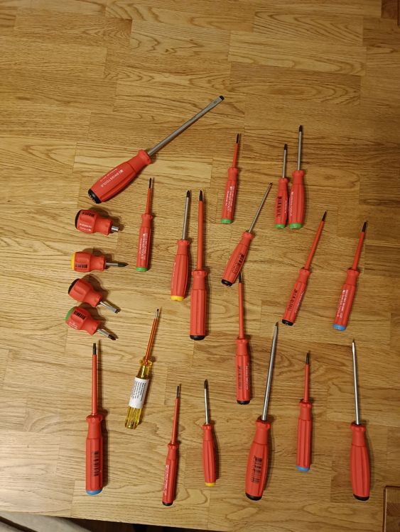 NEU!! 22 Teilig PB Swisstools Schraubenzieher Set (Neu und originalverpackt) in Zürich für CHF ...