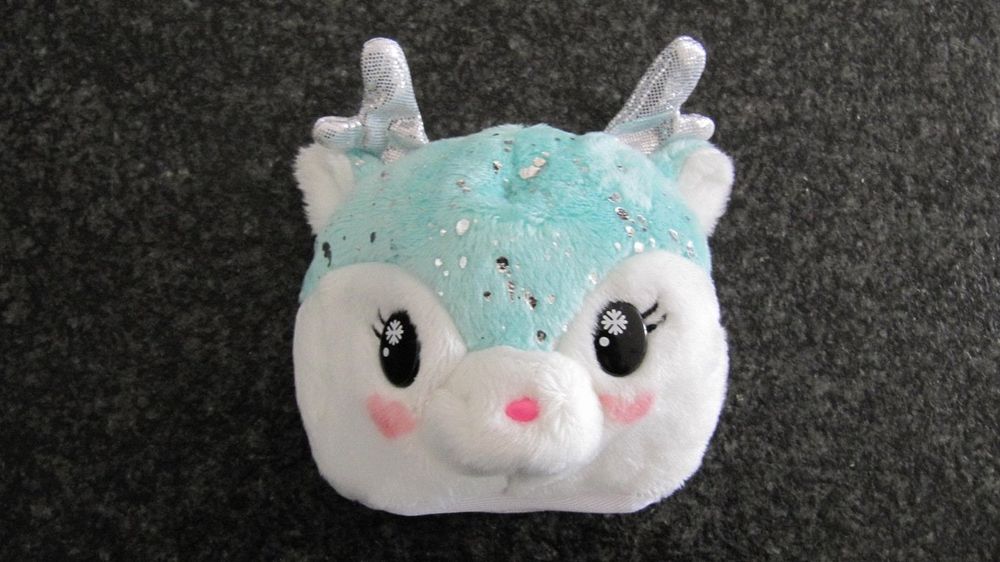 Winterzauber: Süsses Glitzer-Reh-Outfit für Barbie Puppen (Neu (gemäss ...