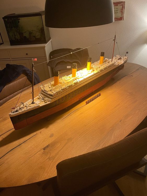 Lego Titanic 10294 (Gebraucht) in St.Gallen für CHF 430 – nur Abholung auf Ricardo kaufen
