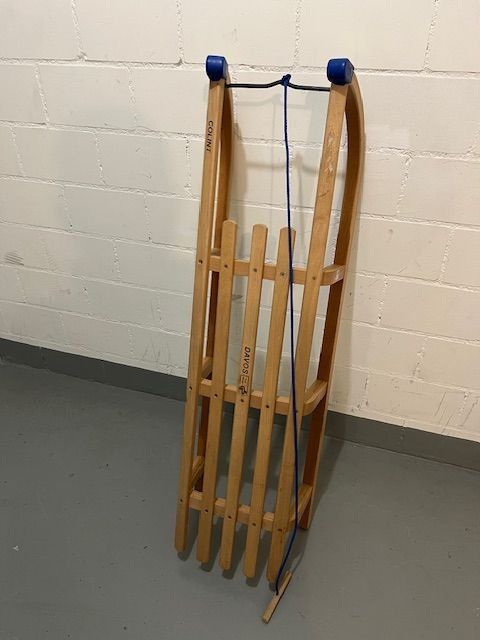DAVOSER Holzschlitten Colint (Gebraucht) in Sirnach für CHF 40 – nur ...