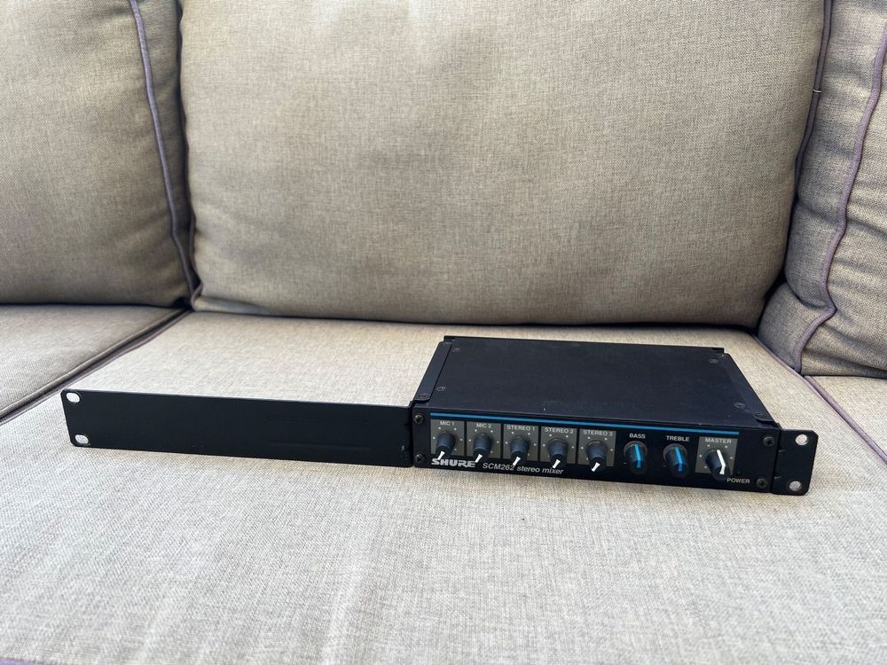 Shure SCM262 Stereo Rack Mixer (Gebraucht) in Giubiasco für CHF 149 ...