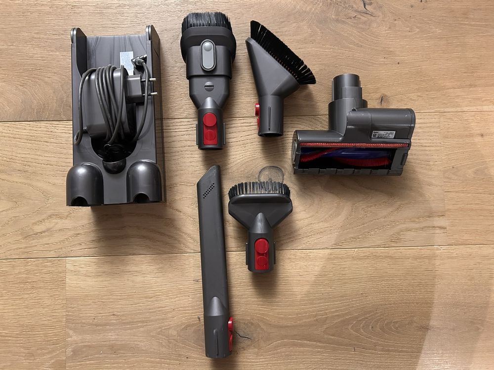Dyson V11 Zubehor Erklarung