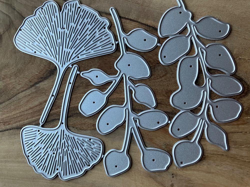 Stanzschablonen-Set gross, Ginko und Blätter NEU (Neu und originalverpackt) in Effretikon für ...