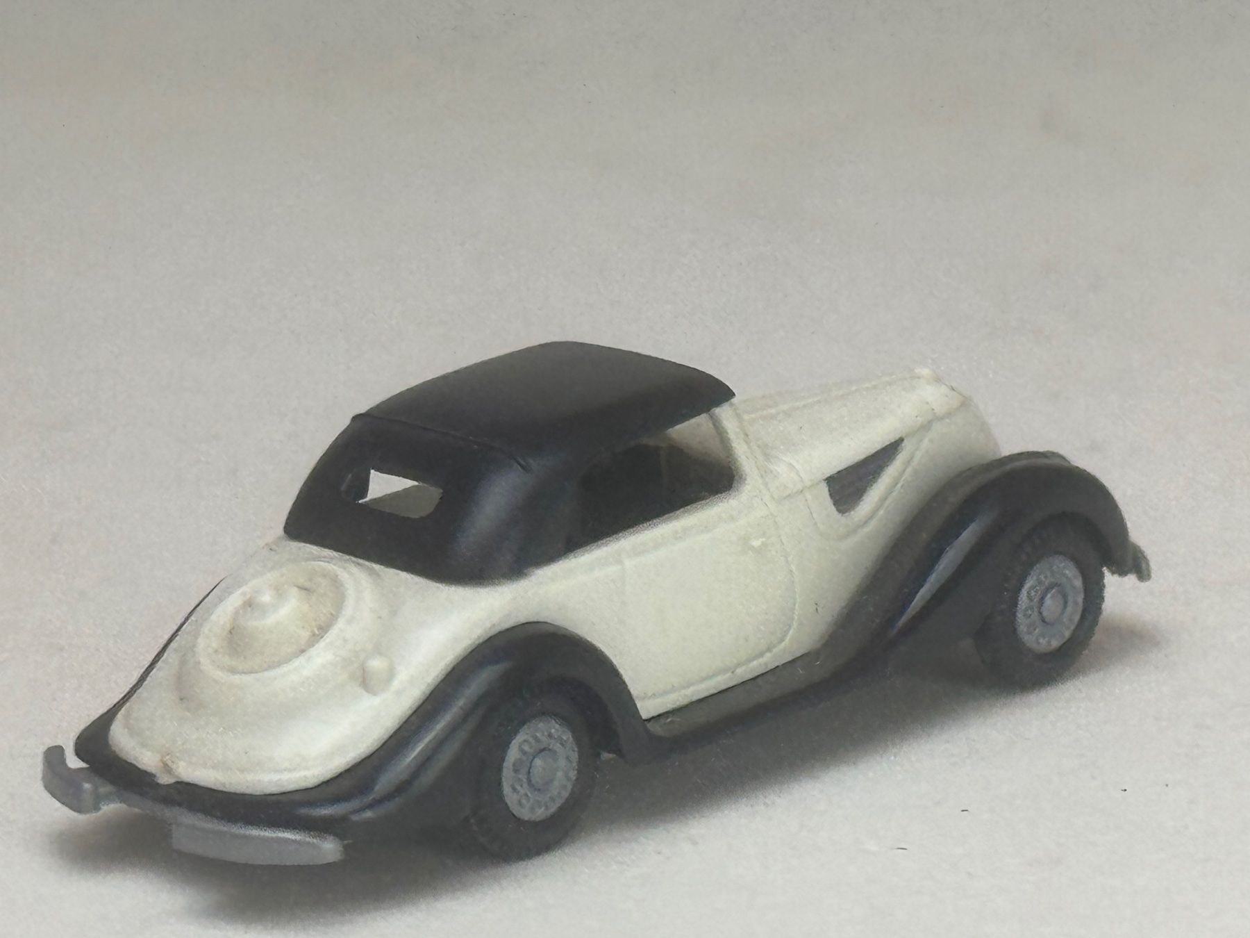 GB1-Praline BMW 327 weiss/schwarz (Gebraucht) in Elm für CHF 5 – mit ...