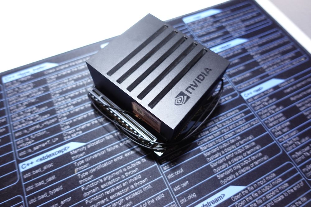 NVIDIA Jetson Xavier Developer Kit+WiFi, BT-Module & 1TB SSD (Gebraucht ...