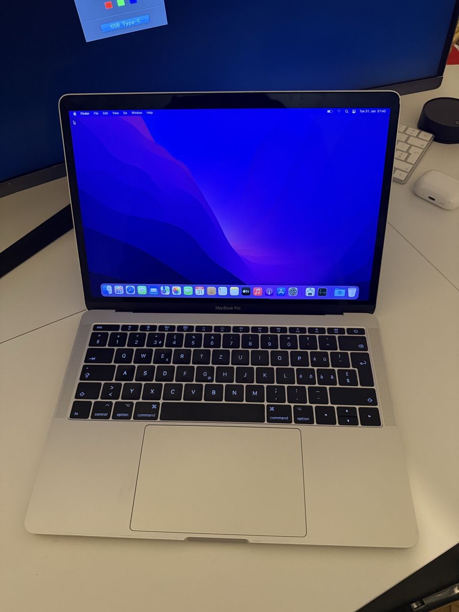 MacBook Pro silber 2018, 8 GB 250 GB, gepflegt (Gebraucht) in Zürich ...