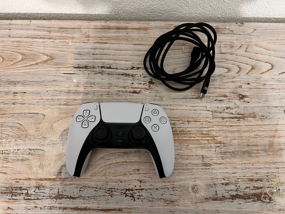 PS5 Dual Sense Wireless Controller weiß + Sync Charge Cable (Gebraucht ...