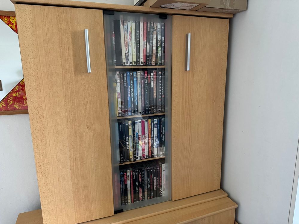 DVD / CD Gestell mit Inhalt (Gebraucht) in Zuchwil für CHF 2 – nur ...
