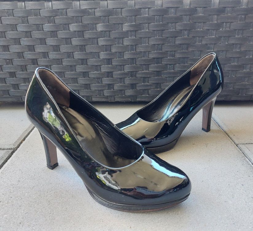 Schwarze Lack Pumps (Gebraucht) in Volketswil für CHF 9 – mit Lieferung ...