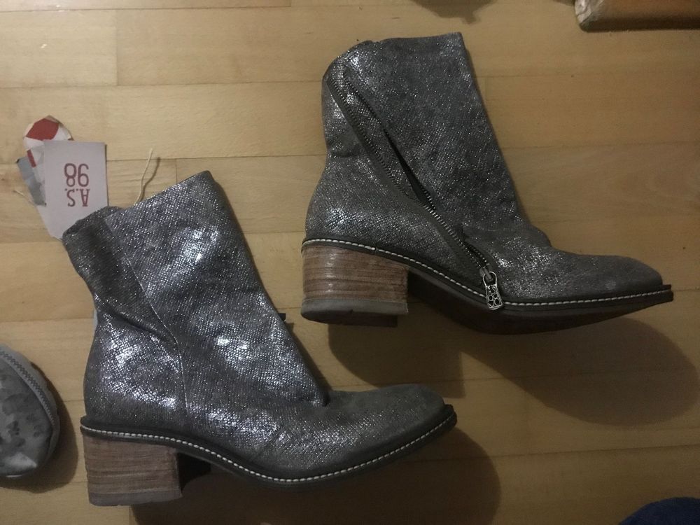 As 98 Leder Stiefel 40 neu (Neu und originalverpackt) in Oberurnen für CHF 49 – mit Lieferung ...