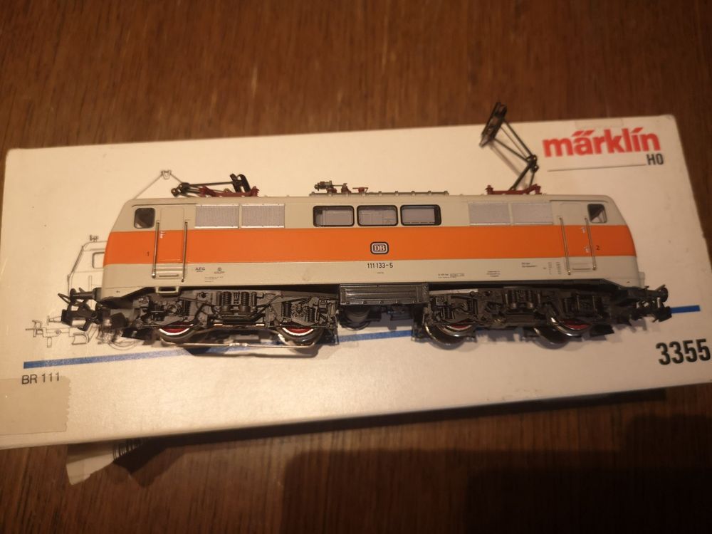 Märklin E111 in S-Bahn-Lackierung defekt (Defekt) in für CHF 40 – mit Lieferung auf Ricardo kaufen