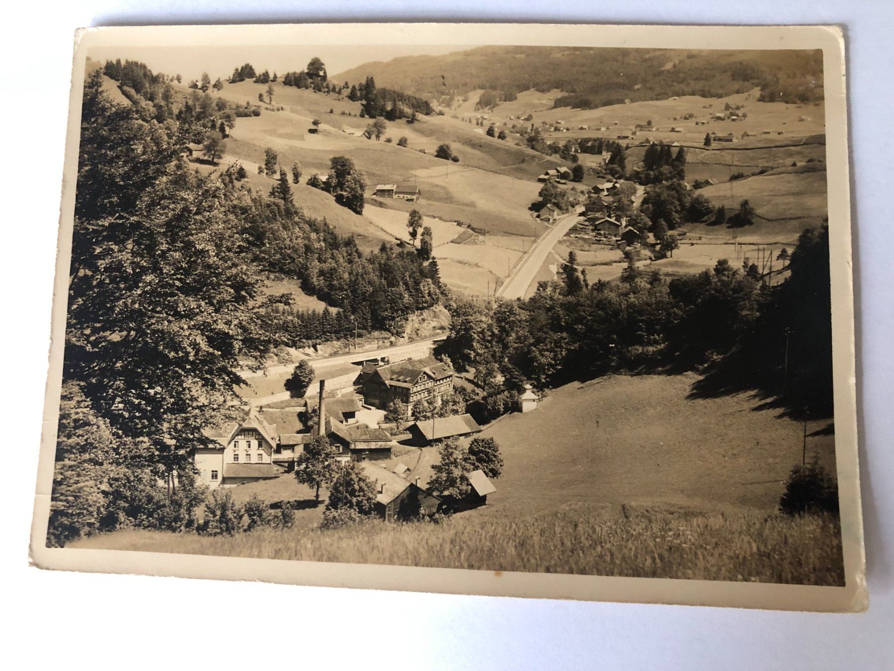 unbek AK Dorf mit Backsteinkamin wo? (Gebraucht) in Pfäffikon ZH für ...