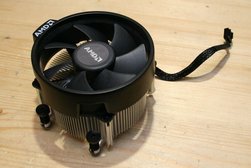 AMD Wraith Spire CPU Kühler AM4 (Gebraucht) in Frick für CHF 7 – mit ...