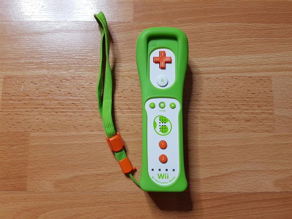 Original Yoshi Wiimote Remote Plus (Gebraucht) in Martigny für CHF 24.9 ...