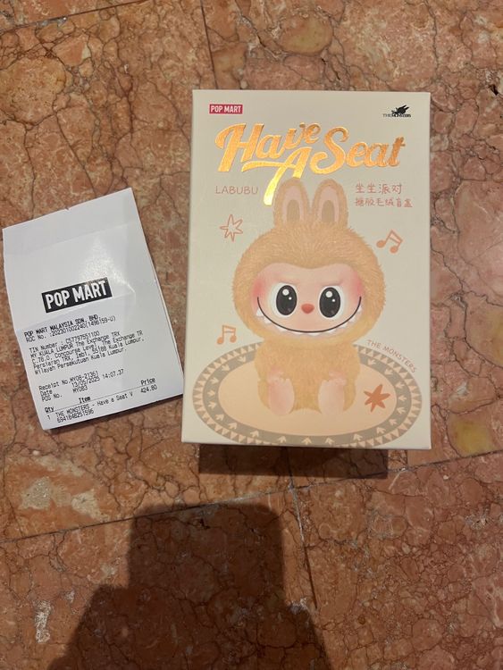 Labubu Blind Box - Have a Seat - Original von Pop Mart (Neu und originalverpackt) in Luzern für ...