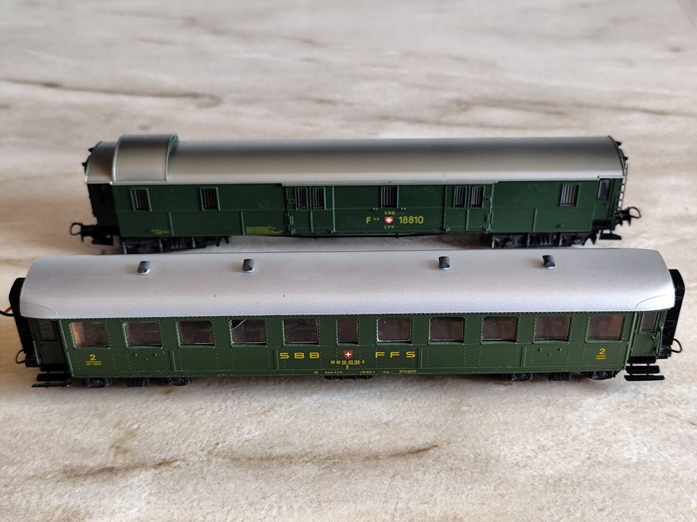 Märklin 4146 Postwagen u. Roco Fernverkehrswagen SBB-CFF (Gebraucht) in ...