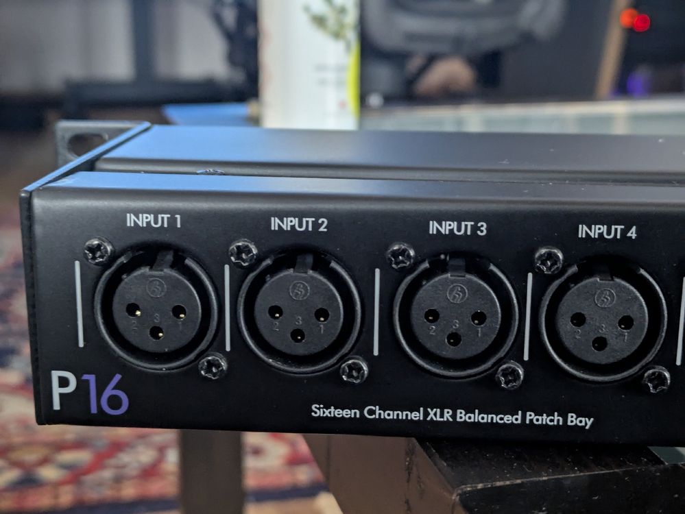 Patch XLR ART P16 (Gebraucht) in Gland für CHF 55 – mit Lieferung auf ...