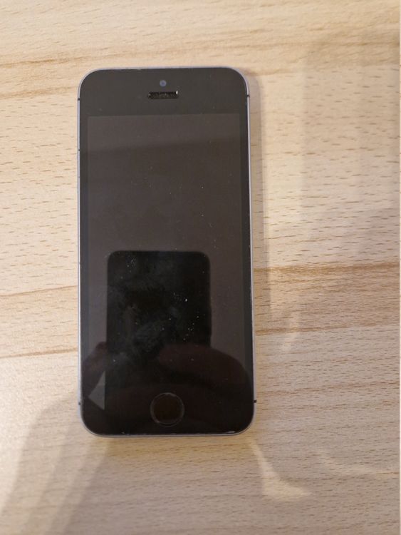 iPhone SE 2613 (Defekt) in Münchenbuchsee für CHF 1 – mit Lieferung auf ...