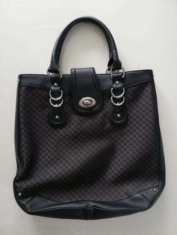 Sisley Taschen