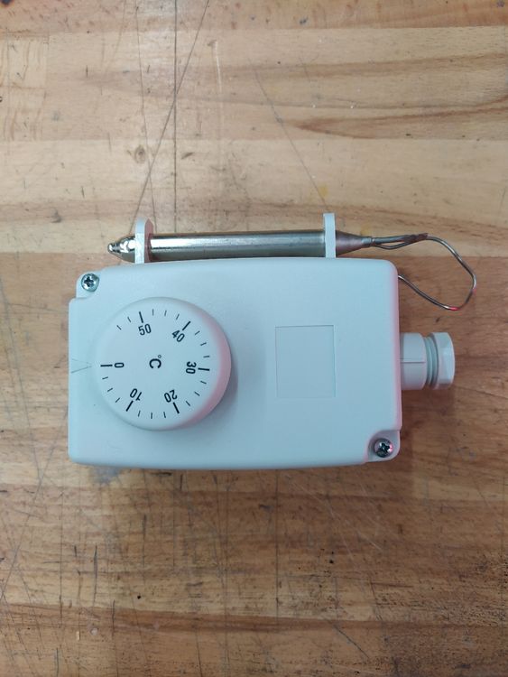 Thermostat mit Reglereinheit (Gebraucht) in Weiningen ZH für CHF 50 – mit Lieferung auf Ricardo ...