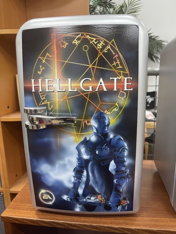 UNIKAT !!! Kühlschrank airbrushed --> Hellgate (Game Cover) (Neu und originalverpackt) in ...