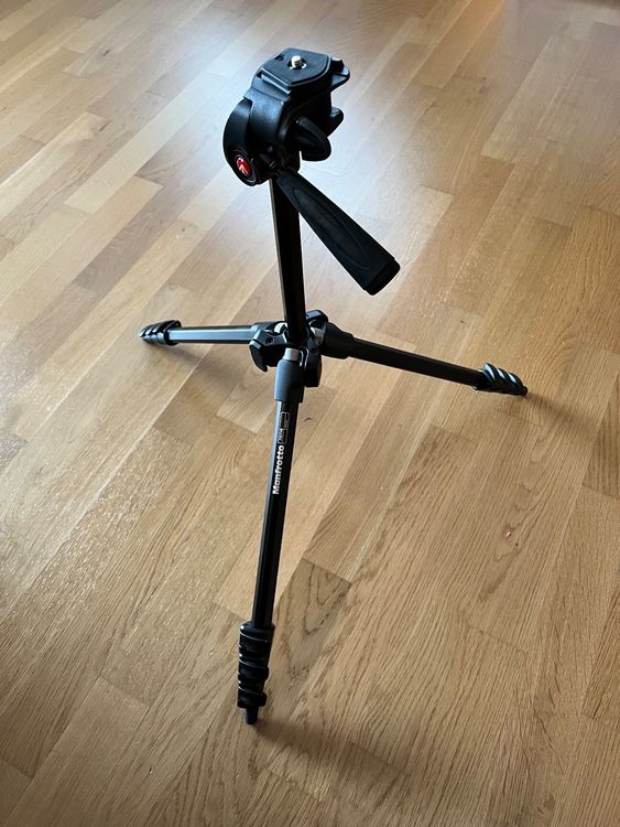 Manfrotto 7321YB Stativ mit 3-Wege-Kopf (Gebraucht) in Horw für CHF 50 ...
